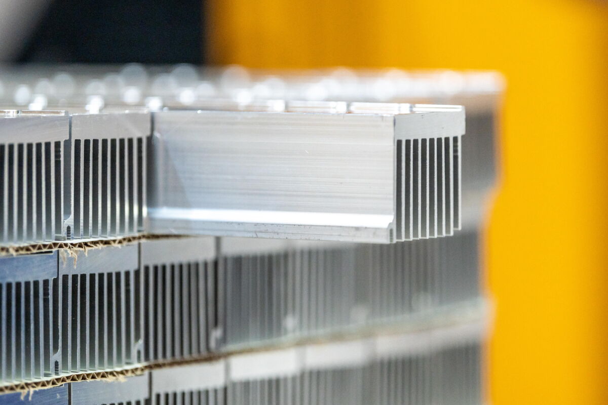 Technology of the future combined with Swiss tradition - ELEKTRON en