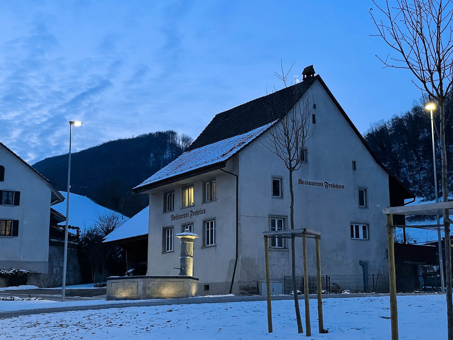 Luma gen2 Micro - Mastauf-/Ansatz-Leuchte (BGP702) - ELEKTRON